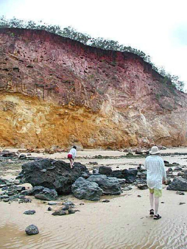 Daily Photo: Rainbow Cliffs. Nhulunbuy, Australia